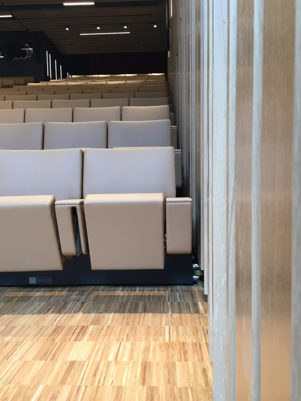 Seating for BNP Paribas multipurpose hall, Luxembourg - Aresline